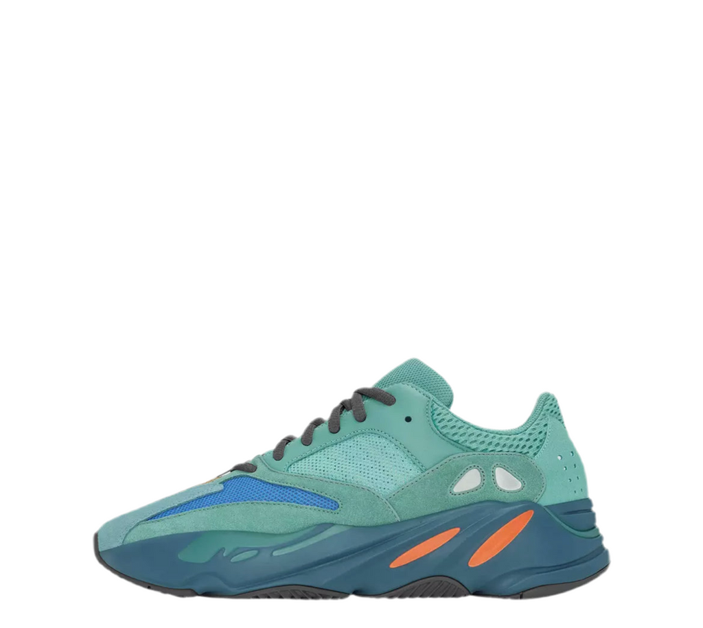 700 boost fade Azure – SneakerDS